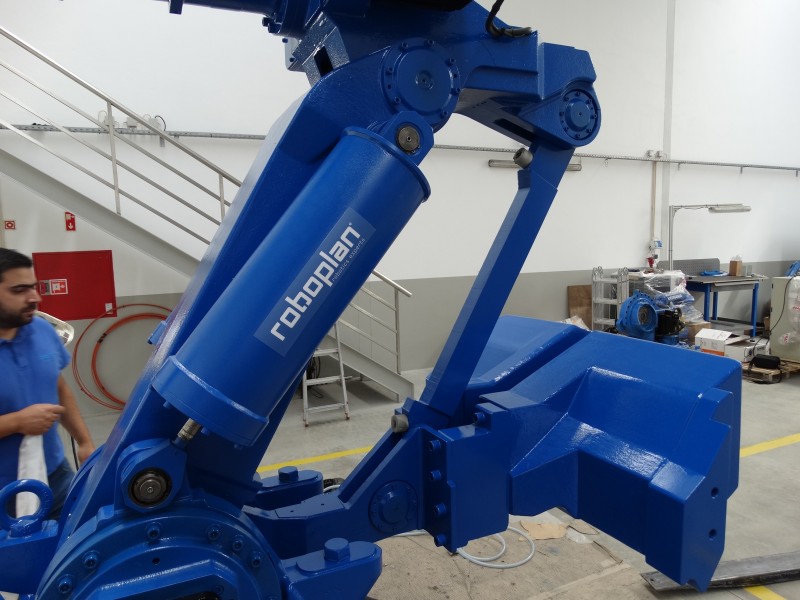 Retrofitting for industrial robots | Roboplan